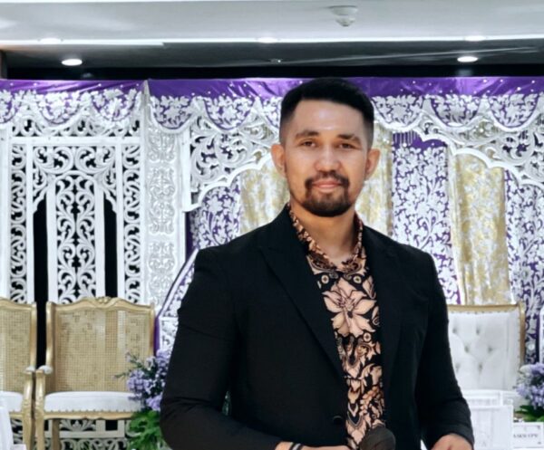 Mengenal Dr. Geofakta Razali, Sosok Inspirasi Postmodernisme Jalanan ...