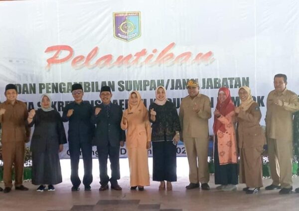 Dr (C) H. ILHAM., S.Pd., M.Pd. Resmi Dilantik Sebagai Sekda Lombok ...